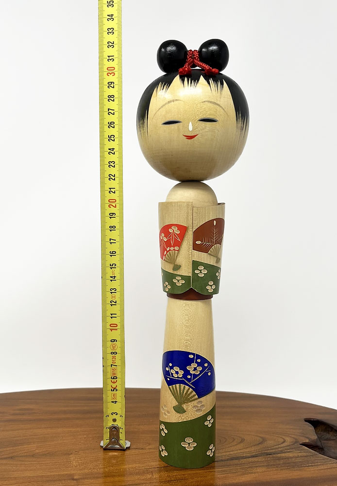 Elegante Kokeshi vintage "Shunyo" - "Sole di Primavera" di Misui (32,5 ...