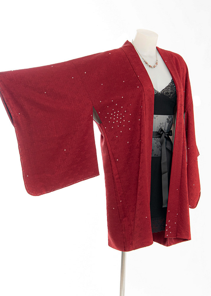 Haori Kimono color rubino cangiante con raffinato motivo shibori ...