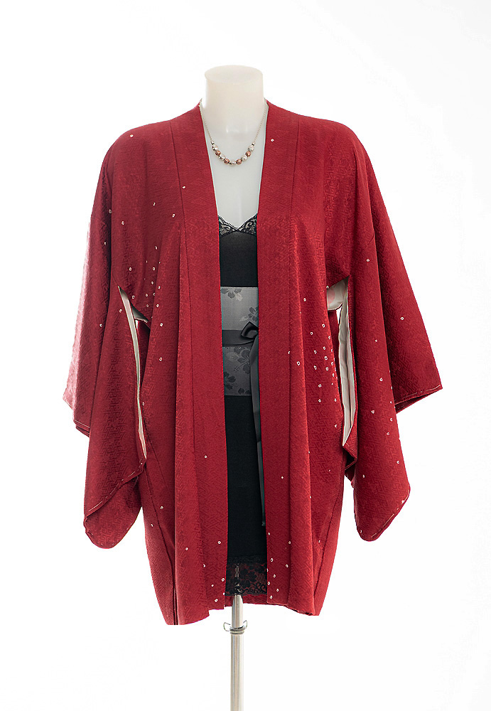 Haori Kimono color rubino cangiante con raffinato motivo shibori ...