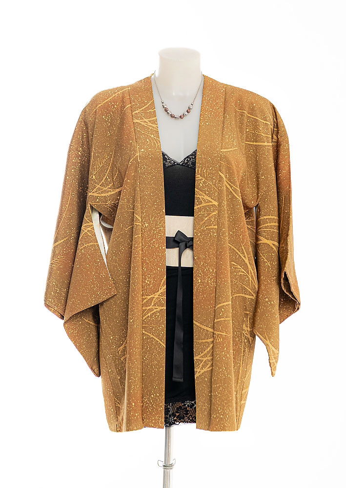 Haori Kimono color ocra con raffinato motivo di erba selvatica - Kimono ...