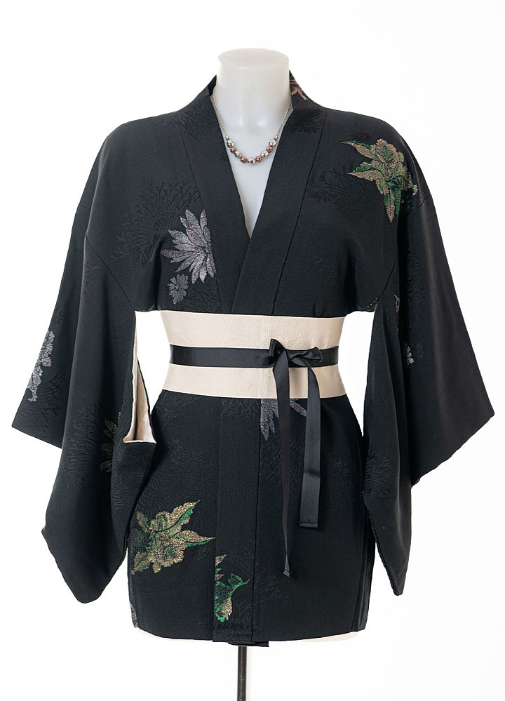 Haori Kimono appartenente al primo 900 con pregiato motivo di orchidee ...