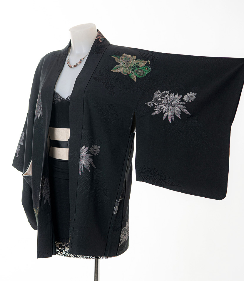 Haori Kimono appartenente al primo 900 con pregiato motivo di orchidee ...