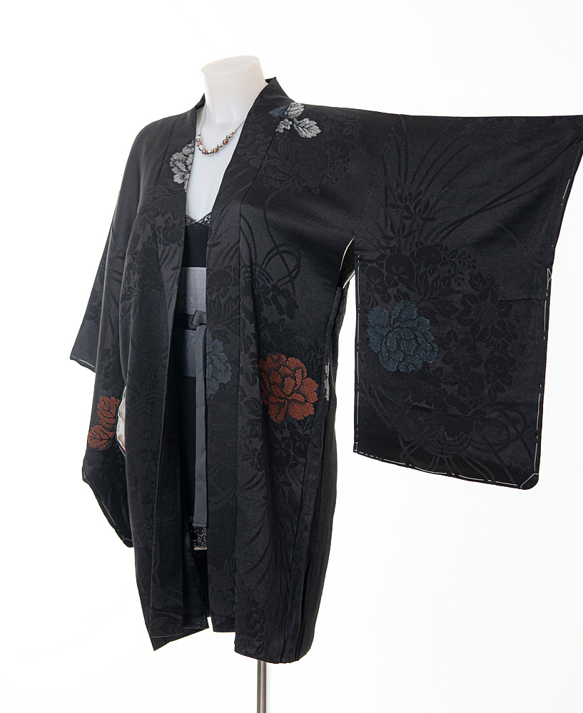Haori Kimono appartenente al primo 900 con straordinario motivo di ...