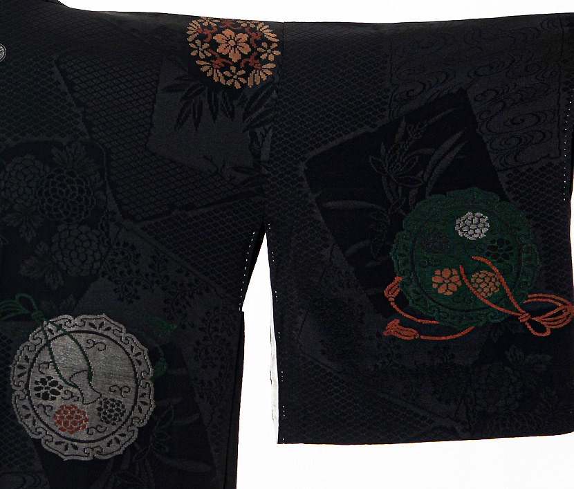 Haori Kimono appartenente al primo 900 con raffinato motivo di specchi ...